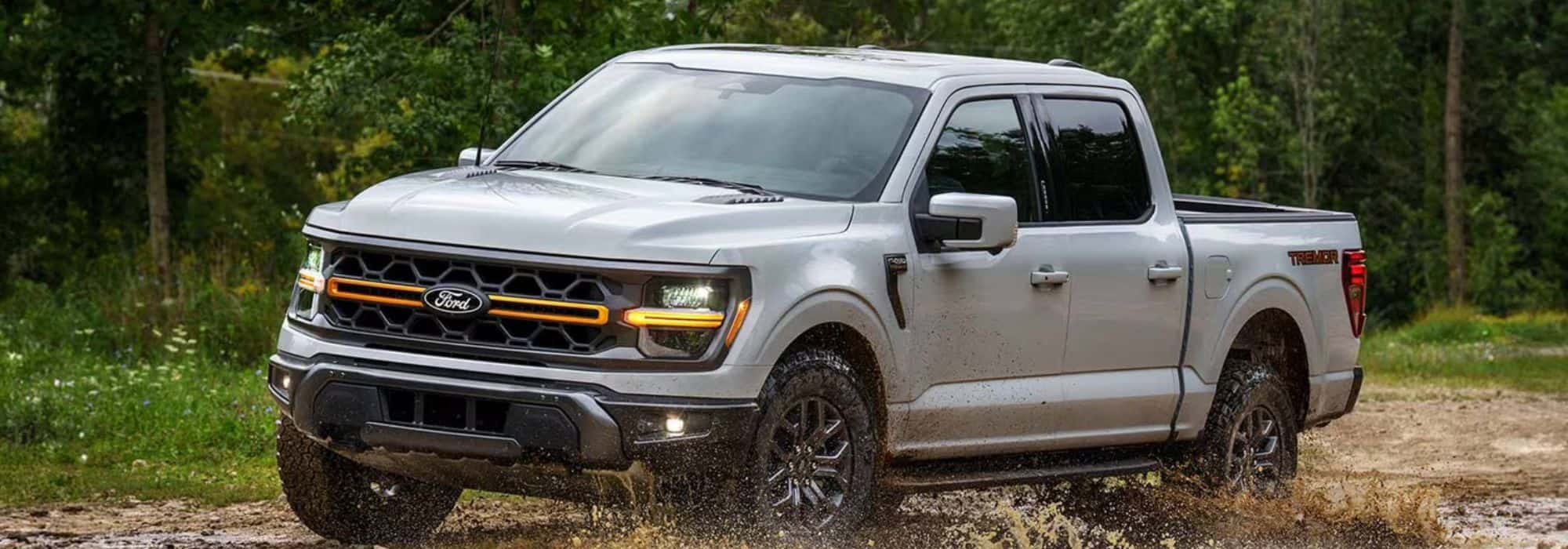 New & Used Car Dealership in Sault Ste. Marie | Highland Ford